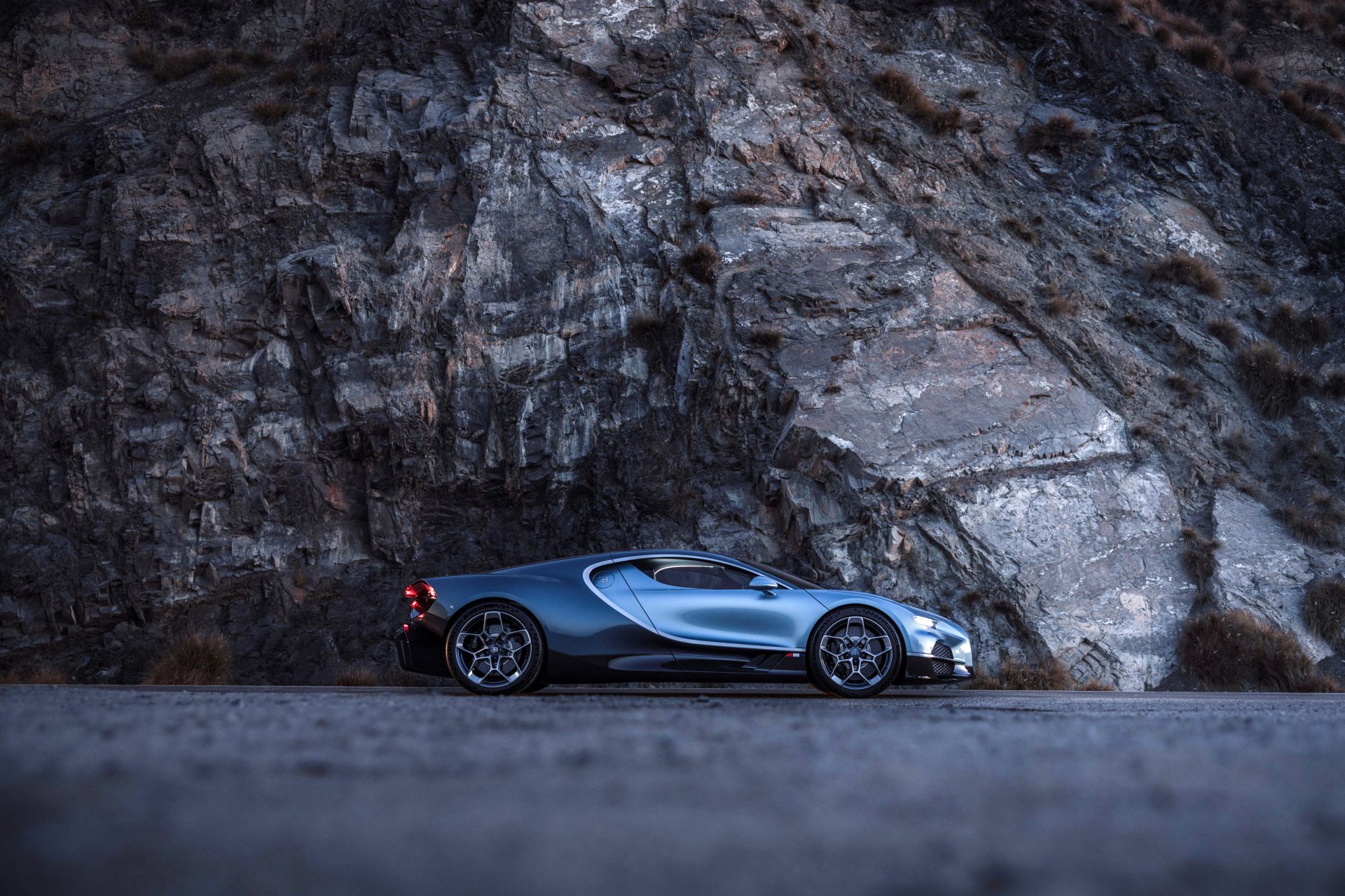 From Beverly Hills to Newport Beach: the Bugatti Tourbillon dazzles in ...