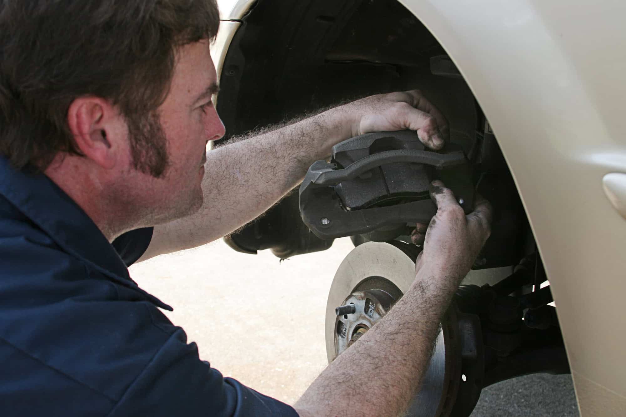 Garage Labour Rates Now Reach £180 an Hour as Repair Bills Climb ...