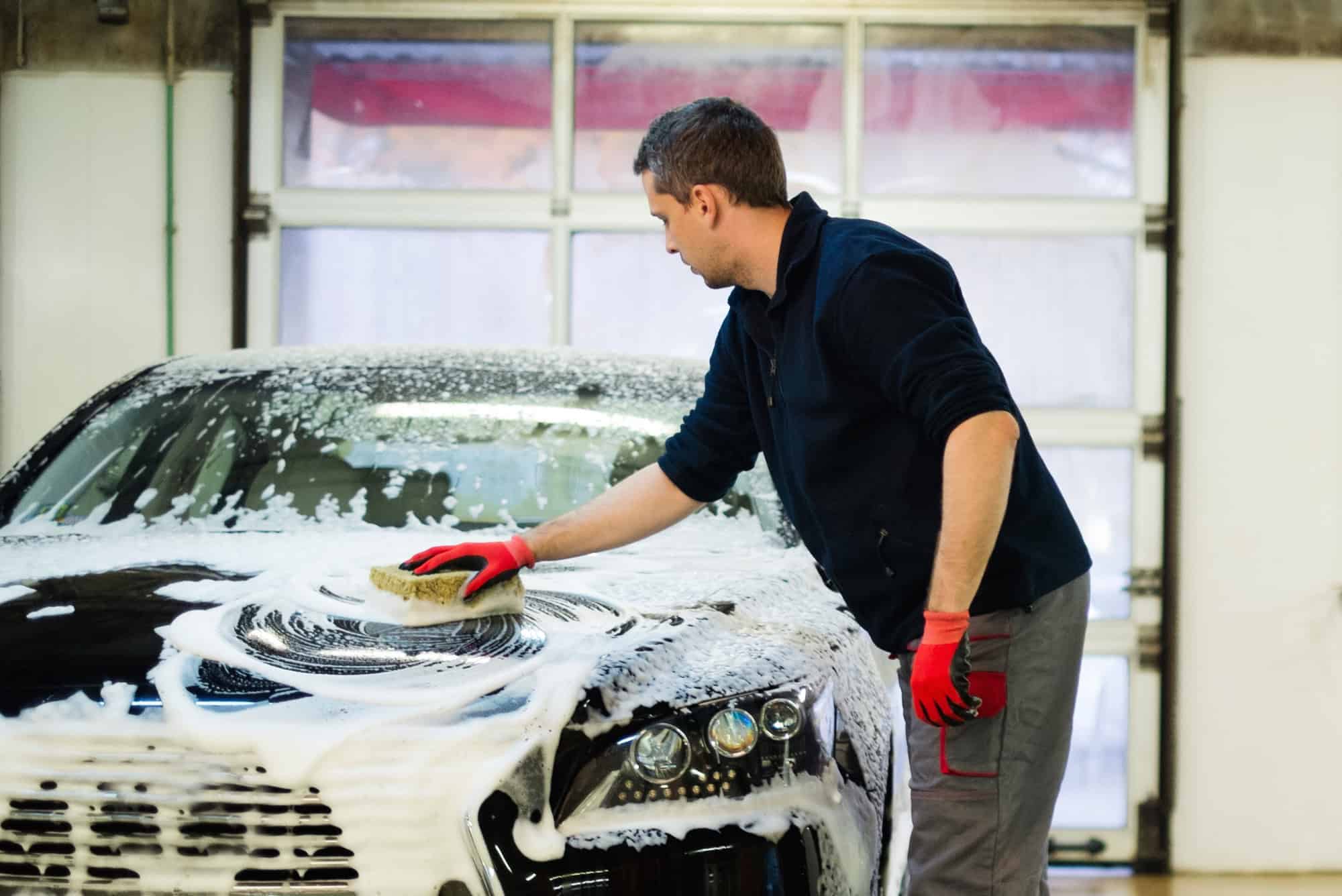 How to Wash a Black Car Without Scratches: Complete Guide ...